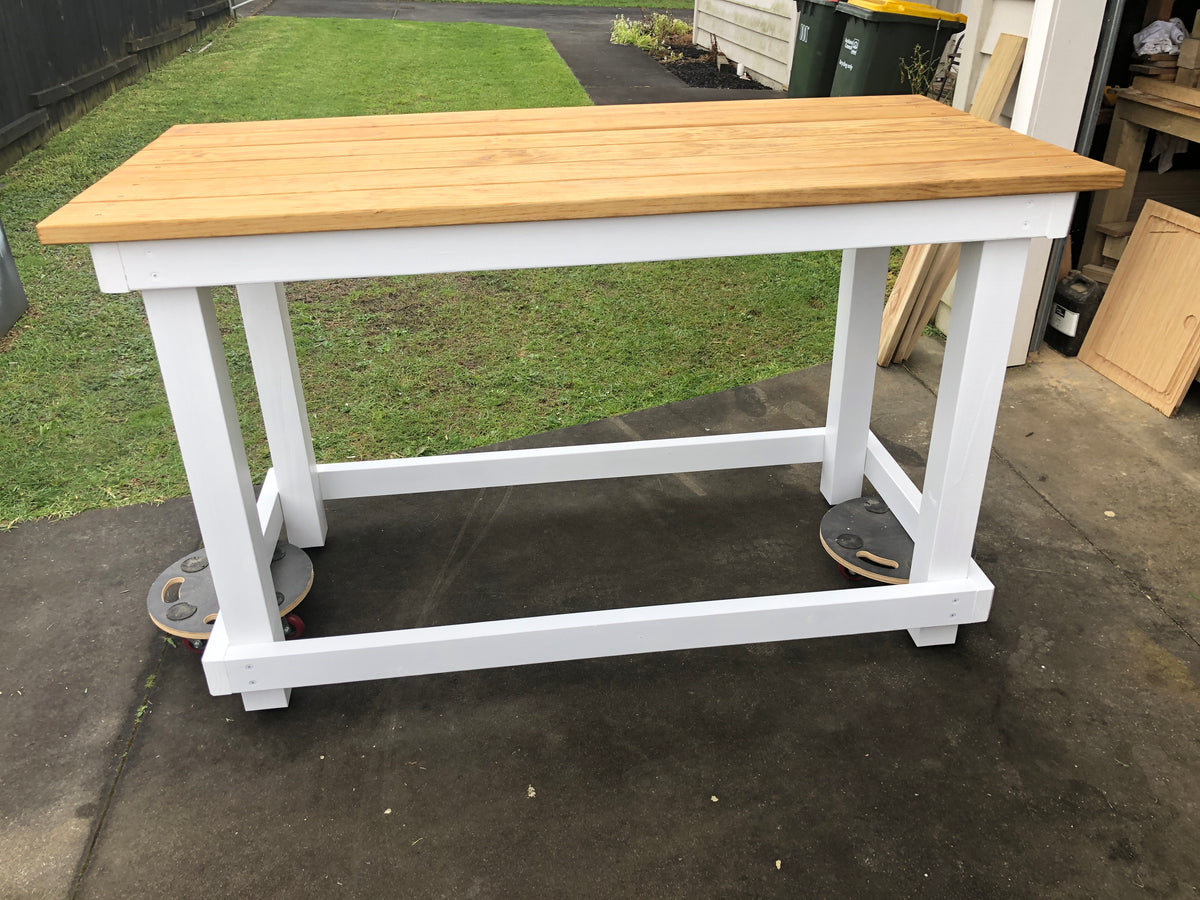 Bar Leaner – Barleaners.co.nz